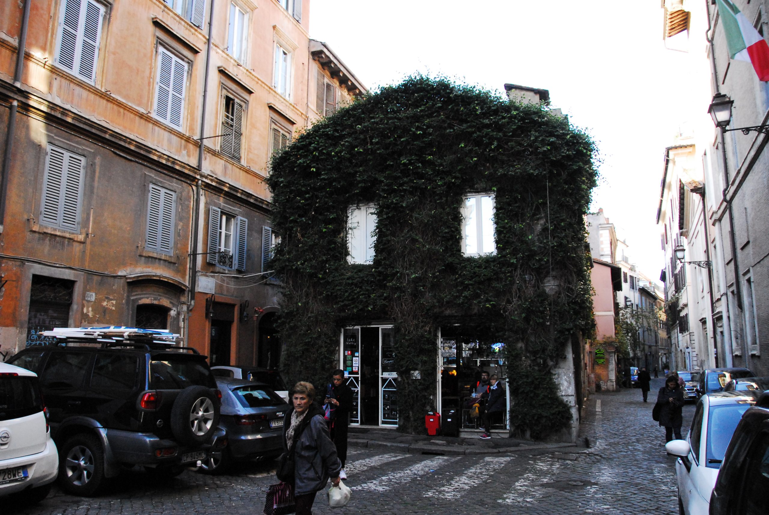 Monti Evening Food Stroll | Private | In Rome Cooking